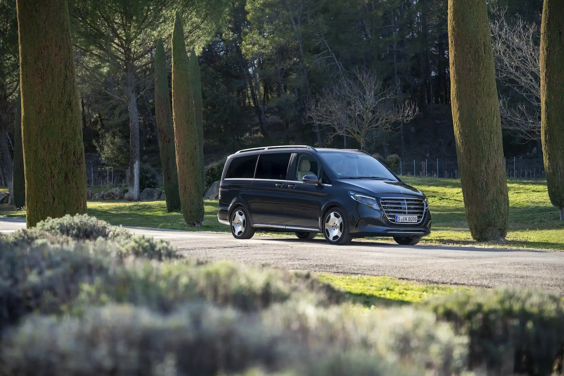 Mercedes V Klasse Test Bus Mit Viel Platz Und Sauberen Motoren Adac