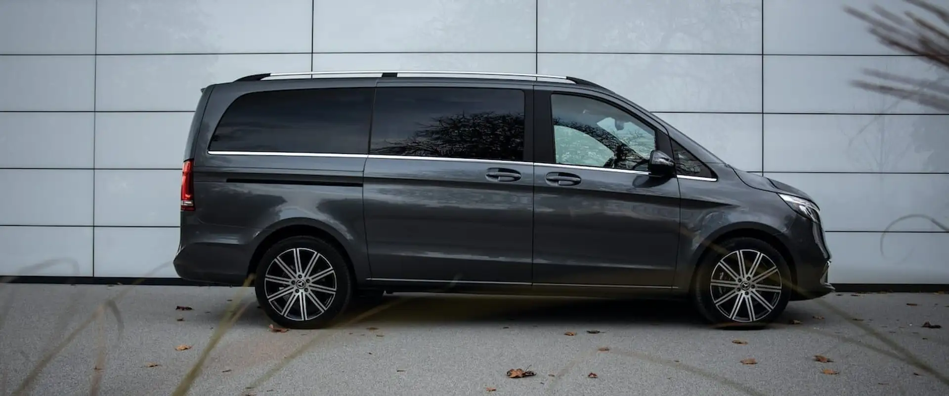 Mercedes-Benz V-Class rental: luxury in a bus | CarVia